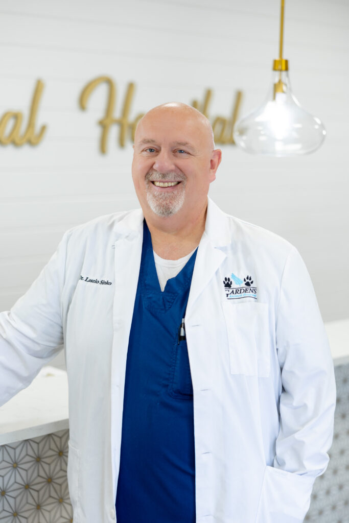 Veterinarian Team | Gardens Animal Hospital